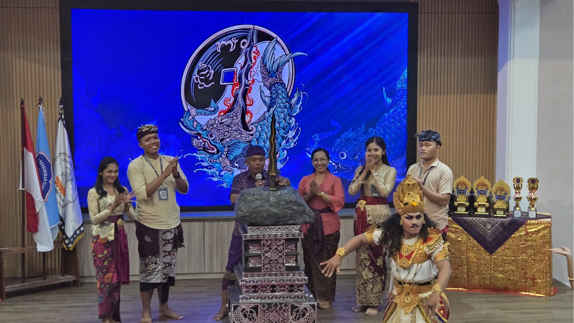 Ganesha Art Festival: Menumbuhkan Kecintaan terhadap Seni - Universitas Pendidikan Ganesha