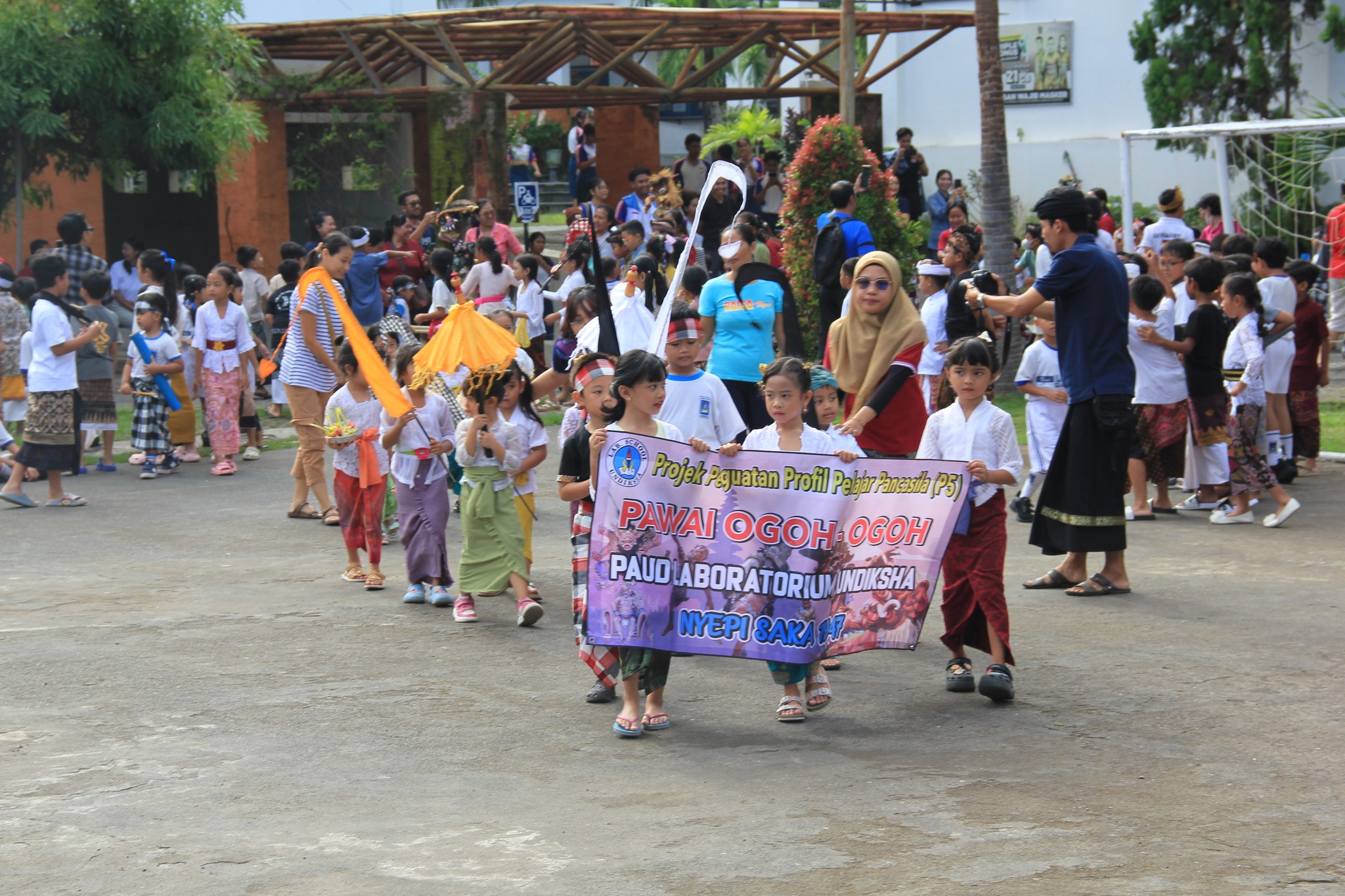 PAUD Lab Undiksha Gelar Pawai Ogoh-Ogoh Jelang Hari Raya Nyepi ...