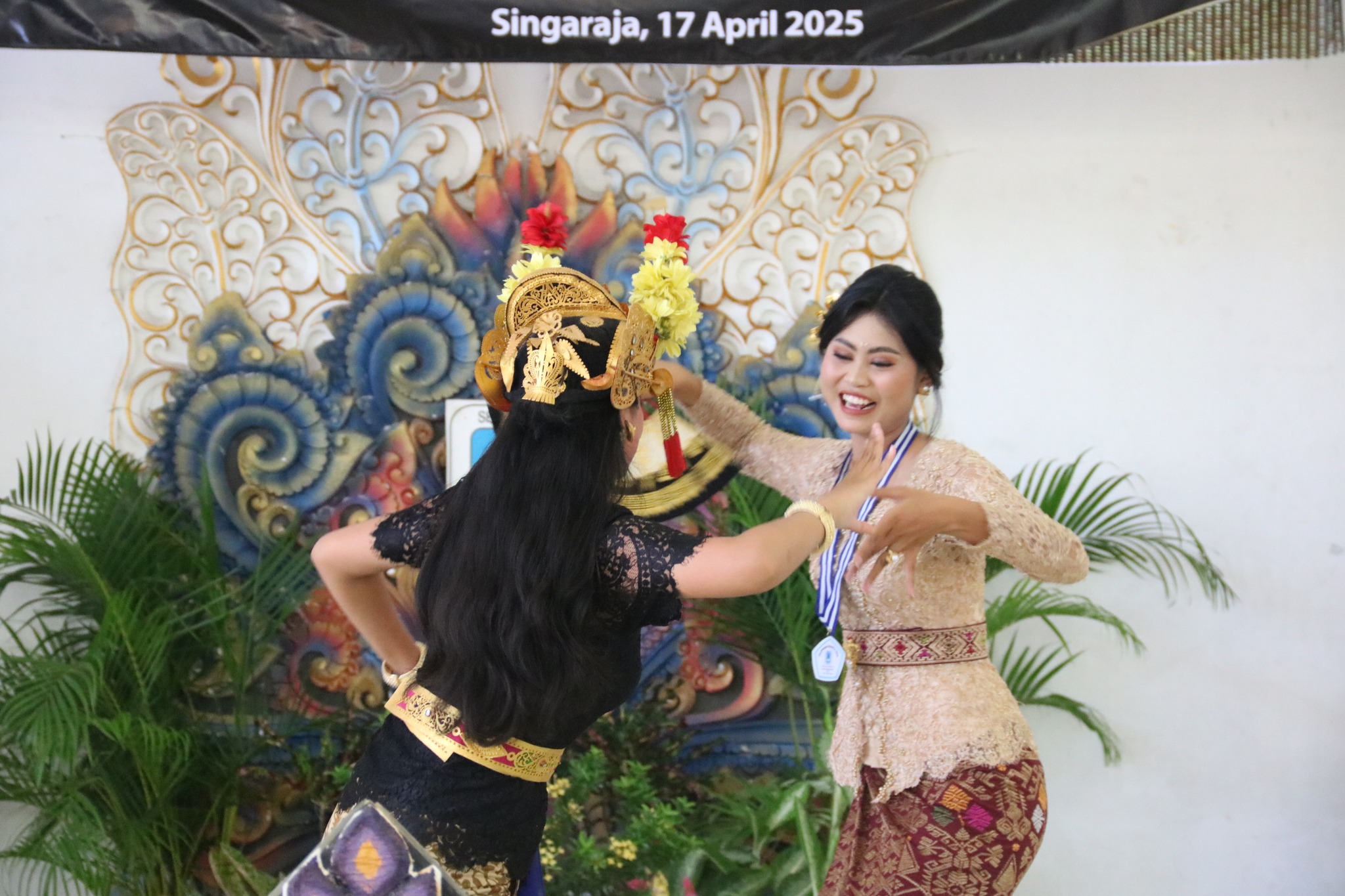 SMAS Lab Undiksha Gelar Acara Pelepasan Siswa Kelas XII: “The End of ...