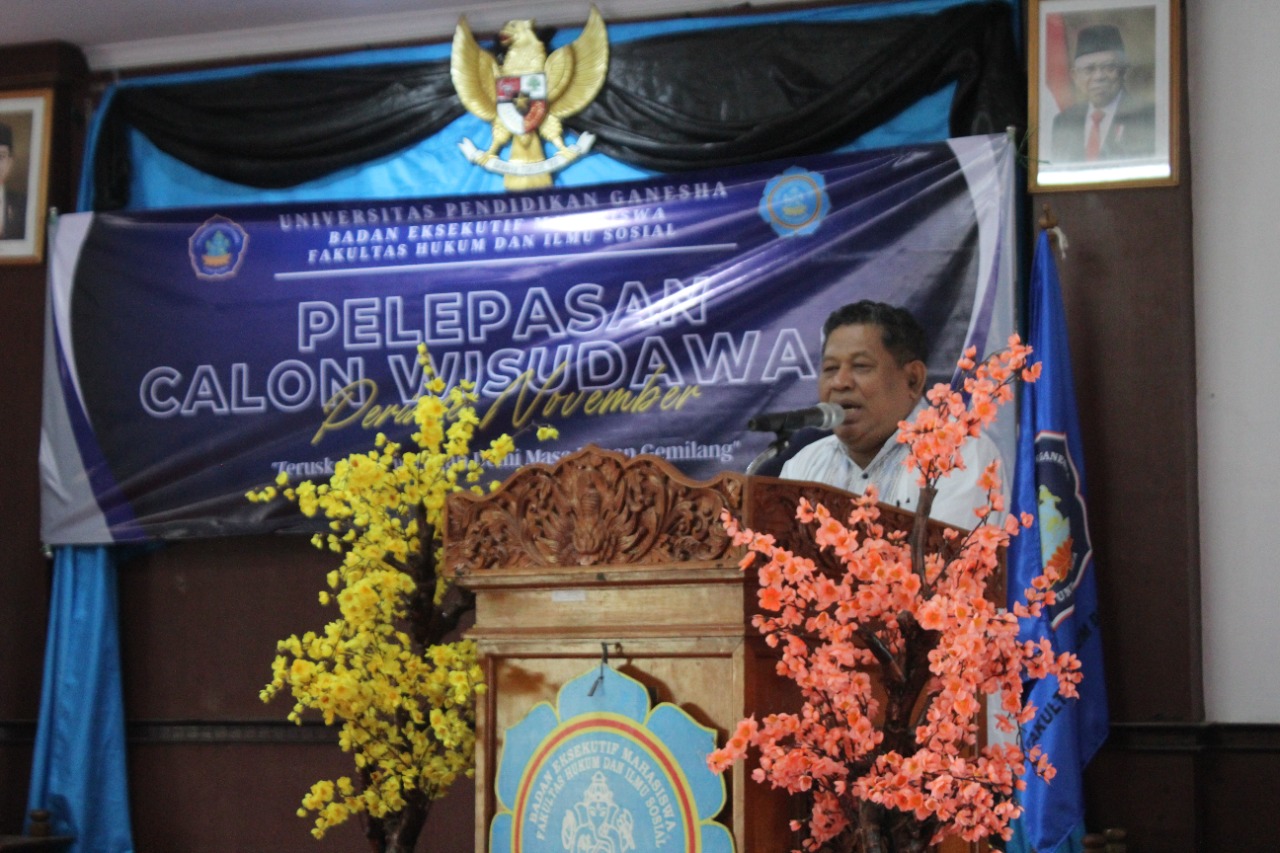 Pelepasan Calon Wisudawan FHIS Undiksha Periode November Tahun 2022 - Fakultas Hukum dan Ilmu Sosial