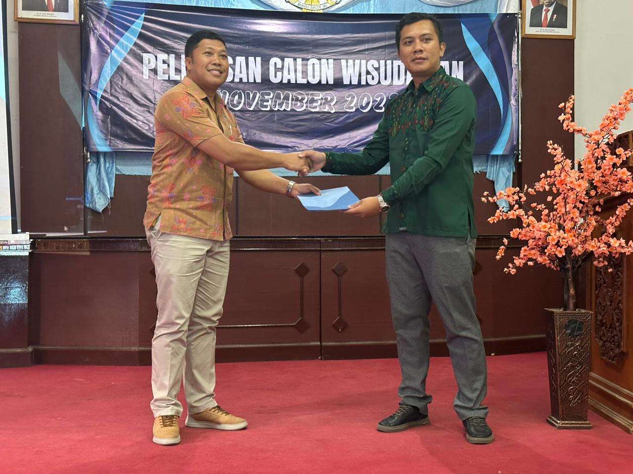 Pelepasan Calon Wisudawan FHIS Undiksha Periode November Tahun 2023 - Fakultas Hukum dan Ilmu Sosial